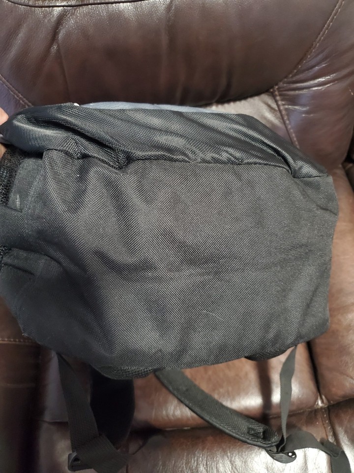 Swiss Gear 3760 Laptop Backpack Black & Grey Airflow System Fits Up To ...