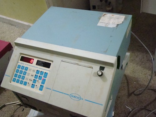 Hach DR/3000 Spectrophotometer 19600-00 | eBay