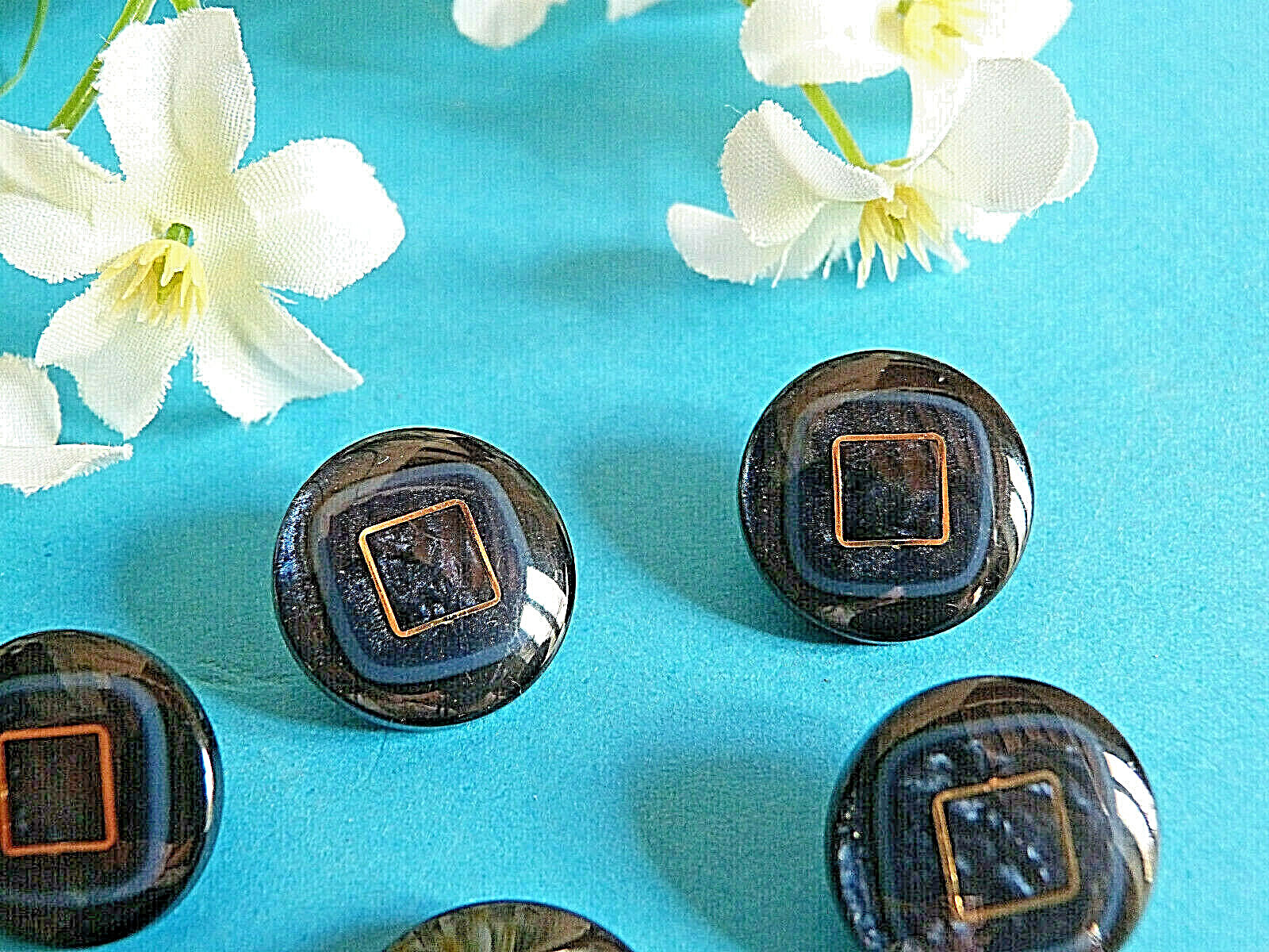 1205/ SPLENDID GREY AND GOLD 'GOLD SQUARE' BUTTONS SET OF 7 EP BUTTONS ...