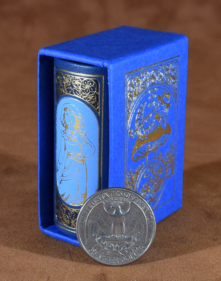 MINIATURE BOOK Alice´s Adventures in Wonderland | eBay
