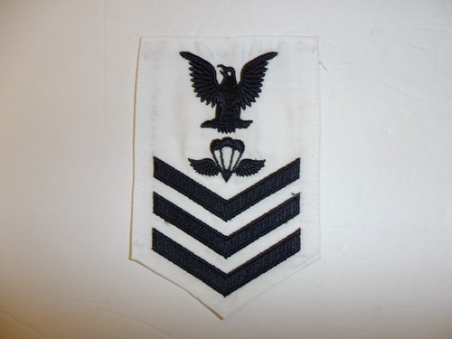 b6080 US Navy Rate Parachute Rigger 1st class white IR34B | eBay