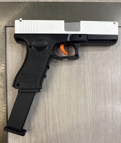 Realistic Toy Gun Colt 1911 NON SHOOTING Dummy, Cosplay, Movie Prop ...