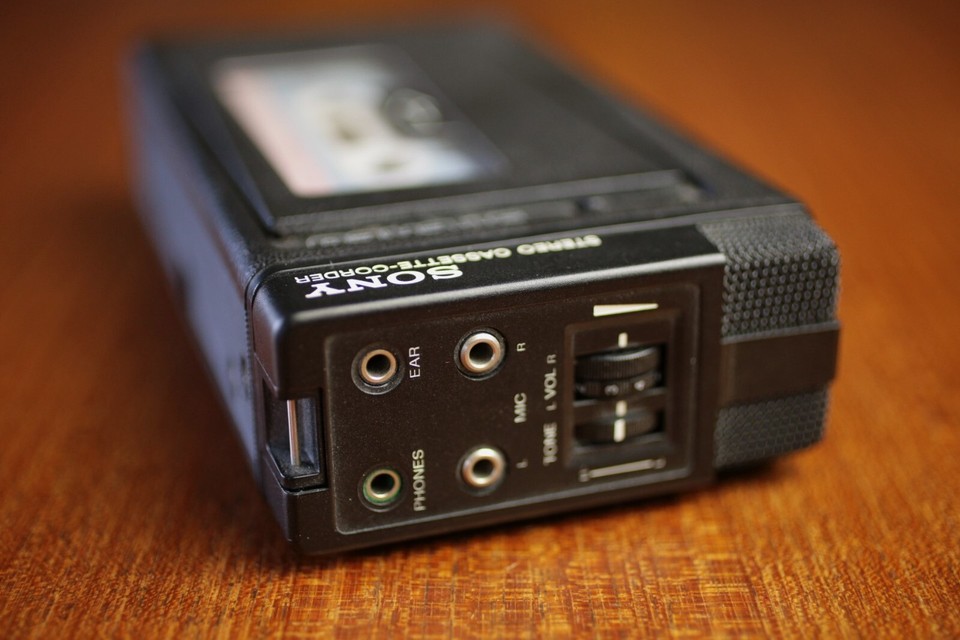 Sony TCS-300 - first portable sony stereo cassette recorder / walkman ...