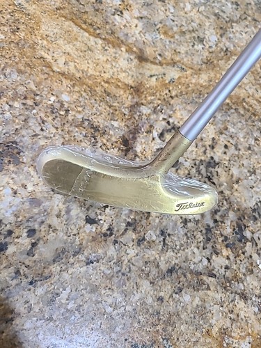 (NEW) TITLEIST - Standard BULLSEYE - 35” Putter SCOTTY CAMERON PUTTER ...