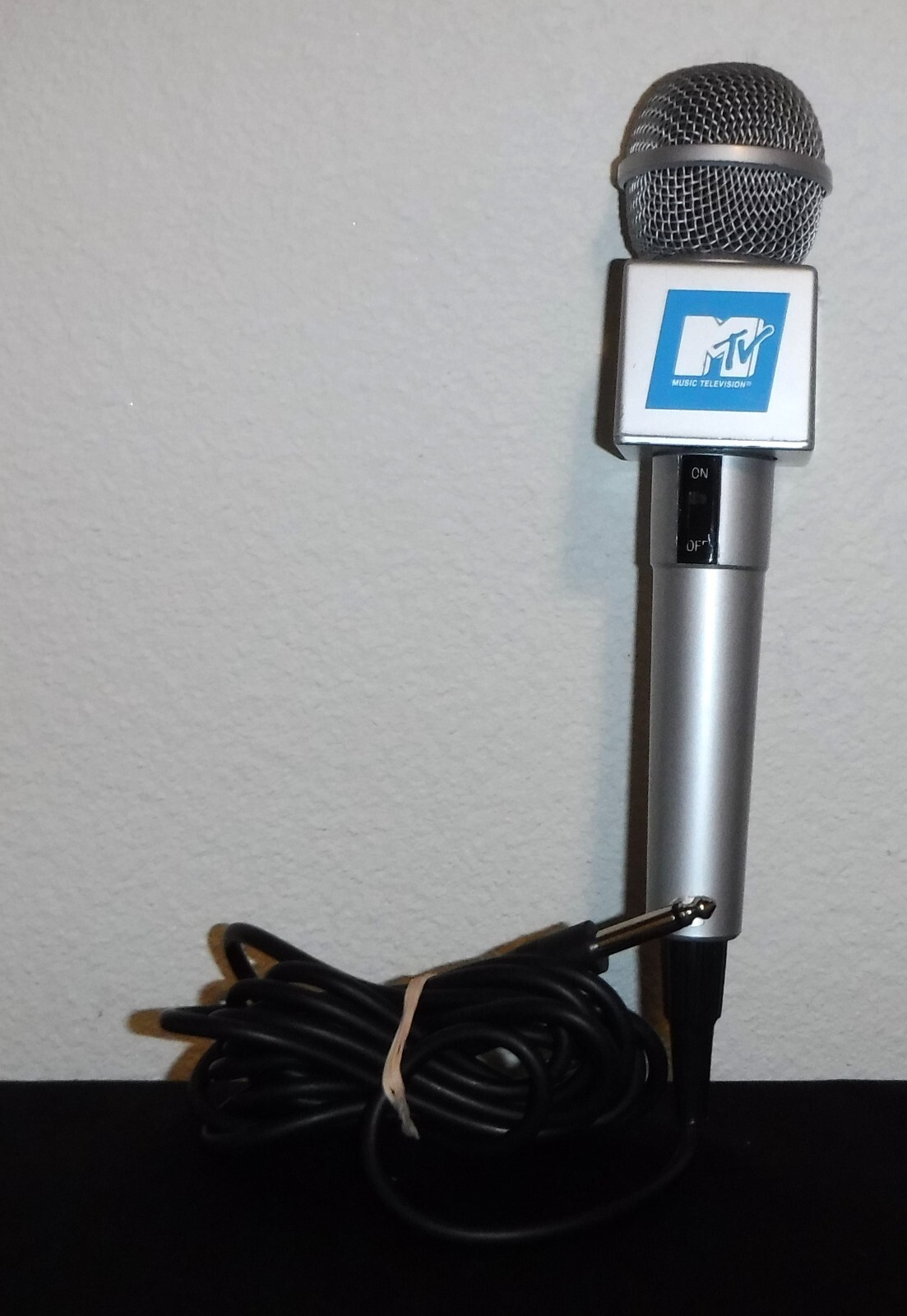 MTV Microphone Singing Machine Wired Dynamic Microphone Hg20 for sale ...