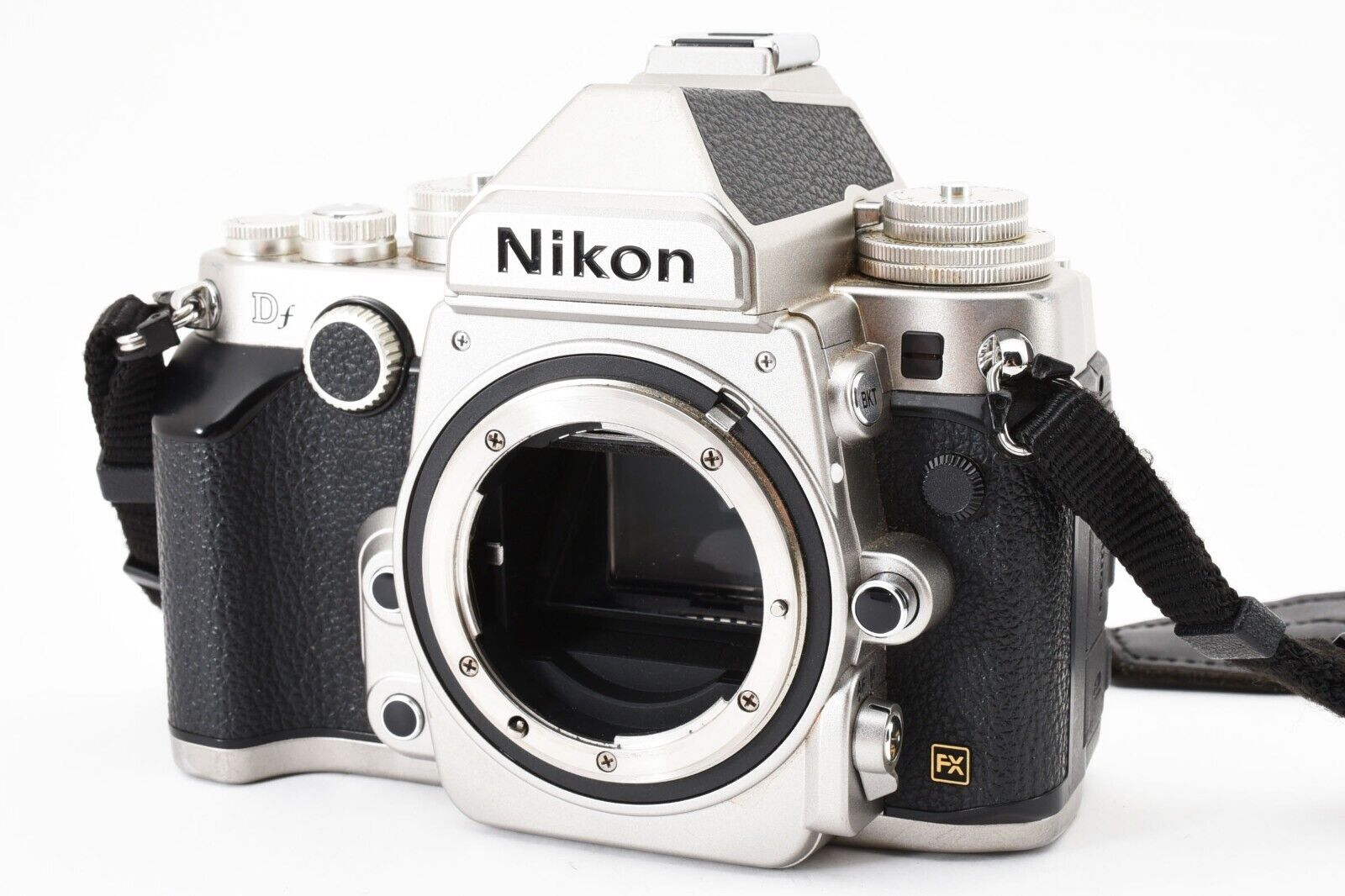 Nikon Df 16.2MP Digital SLR Camera Body 12,421 Shots From Japan (Exc++ ...