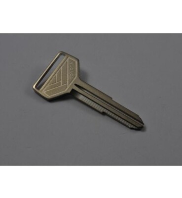 Genuine Toyota OEM Steel Key Blank - Brand New Uncut Master Key - 90999 ...