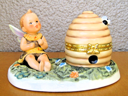 Hummel Figurine HUMMELE HUM 365 W/BEEHIVE Box & Display Goebel Germany ...