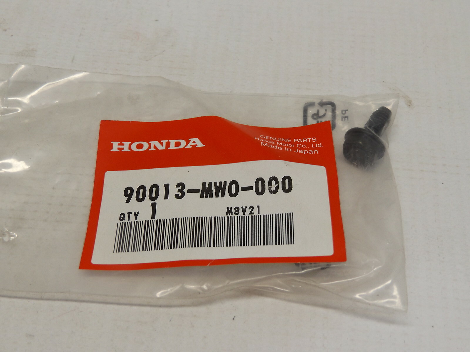 NOS HONDA 90013-MW0-000 WATER PUMP FLANGE BOLT 6X12 CBR900 CBR1100 | eBay