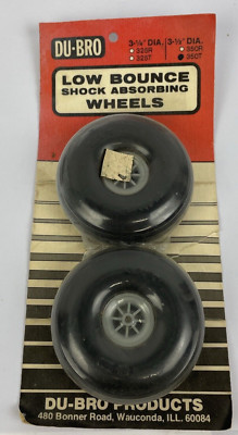 DU-BRO Products Low Bounce Shock Absorbing Treaded Wheels 3-1/2" (2 ...