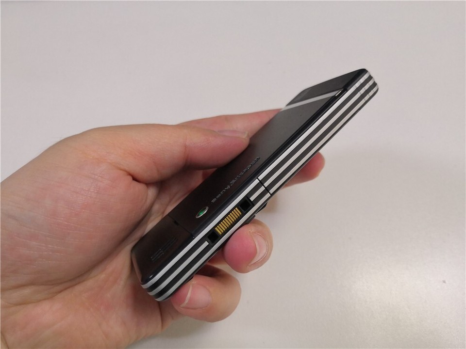 Sony Ericsson Cyber-shot C902 - Swift black (Unlocked) Mobile Phone | eBay