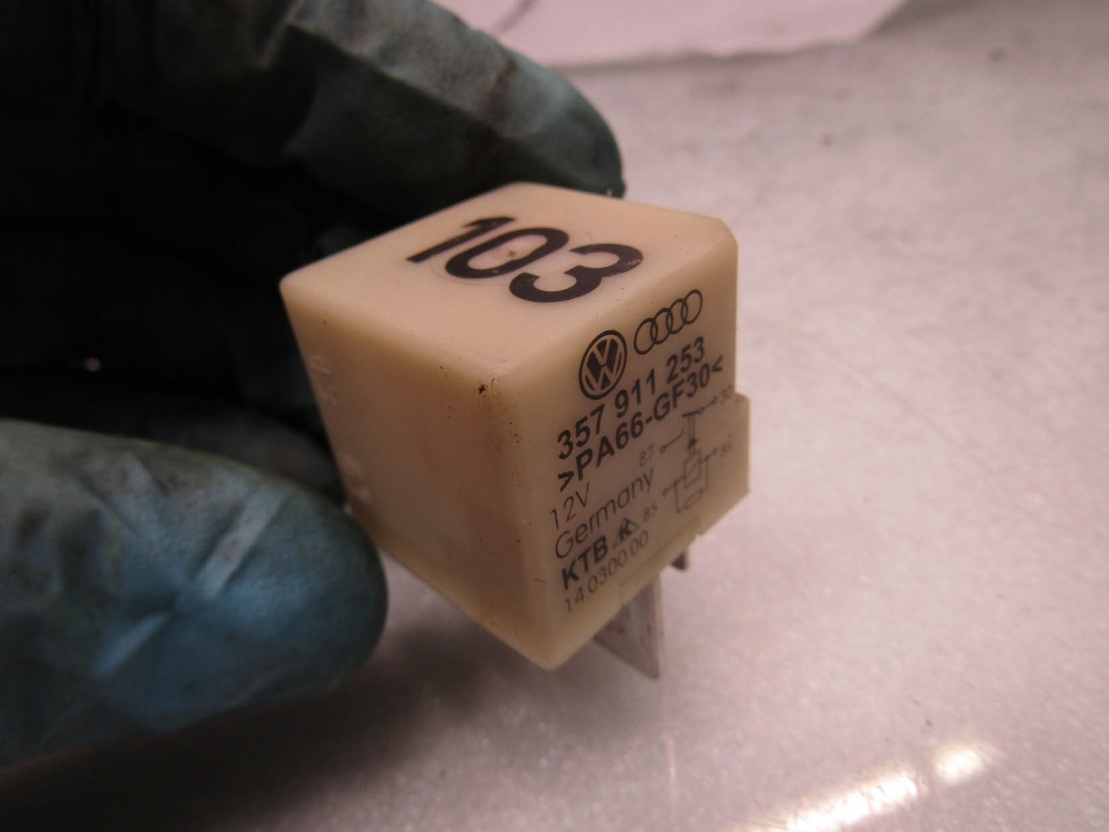 VW Volkswagen Sharan MK1 95-10 1.9 TDi relay 103 357911253 | eBay