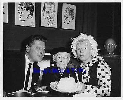 GORDON MacRAE, SHEILA MacRAE Fantastic Rare Candid at THE BROWN DERBY ...