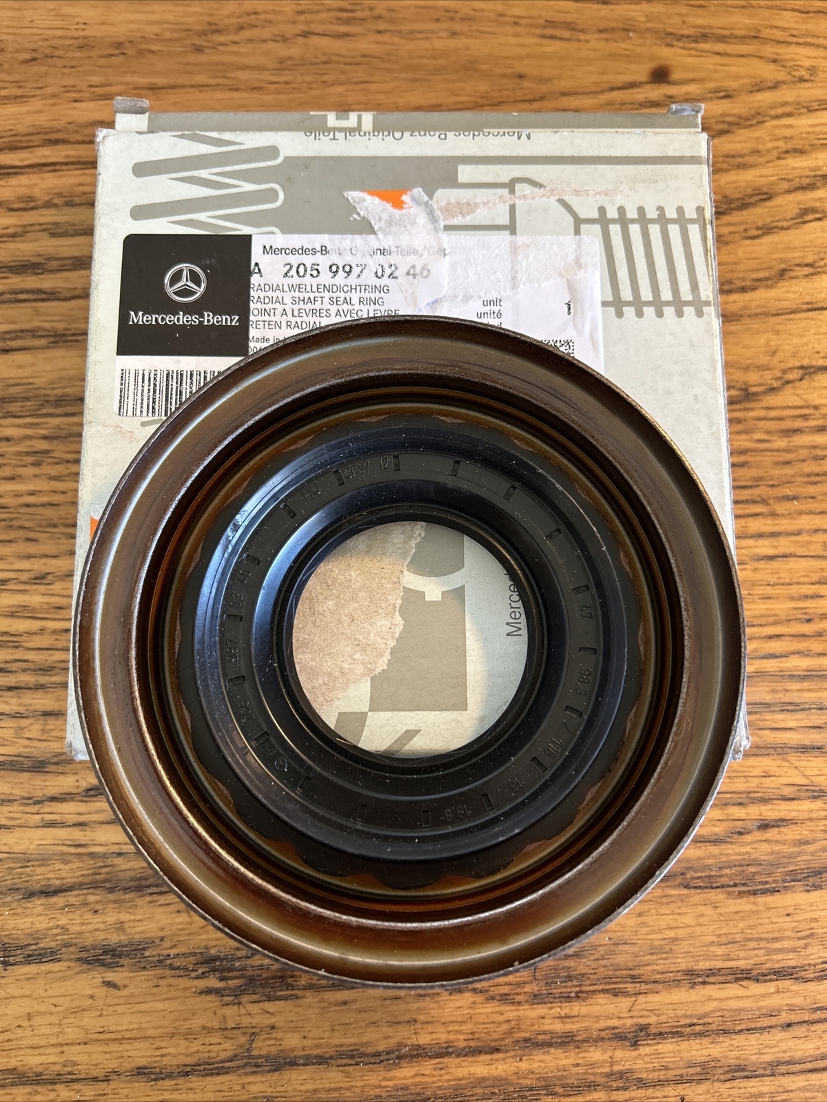 Genuine Mercedes-Benz Radial Shaft Sealing Ring 2059970246 OEM for sale ...