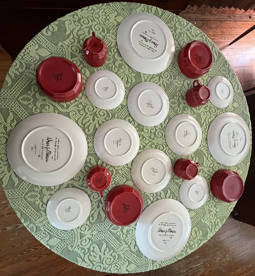 HTF Vera Neumann Mikasa Red Poppy Rare Find Service for 8 Japan Post ...