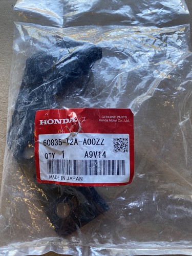 Honda 60835-T2A-A00ZZ Accord Passenger RH Front Bumper Bracket 13-17 ...