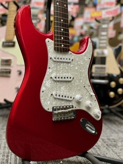 Fender Japan ST62-70 Stratocaster 1962 Mod - Candy Apple Red Fender Japan ST62-70 Stratocaster 1962 Mod - Candy Apple Red