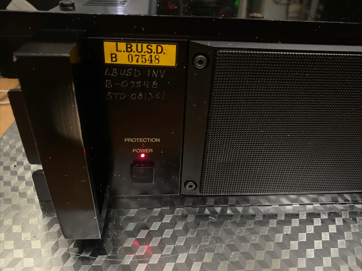 Yamaha P2250 Power Amplifier