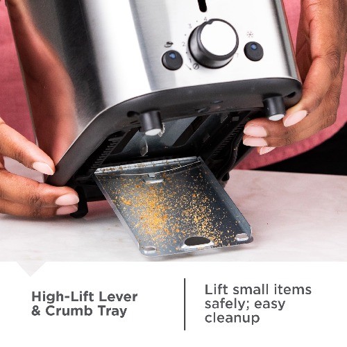 Black + Decker 2-Slice Toaster, Extra-Wide Self-Centering Slots ...