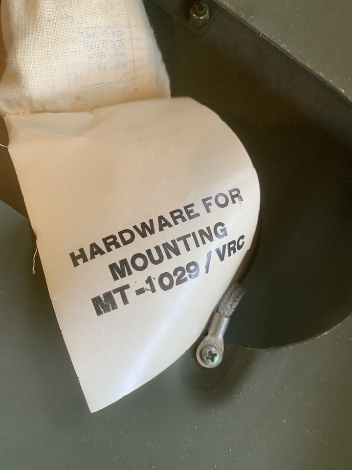 Military Radio Mount MT 1029 RT 524 246 VRC 12 Am2060 M151 A1 A2 M998 ...