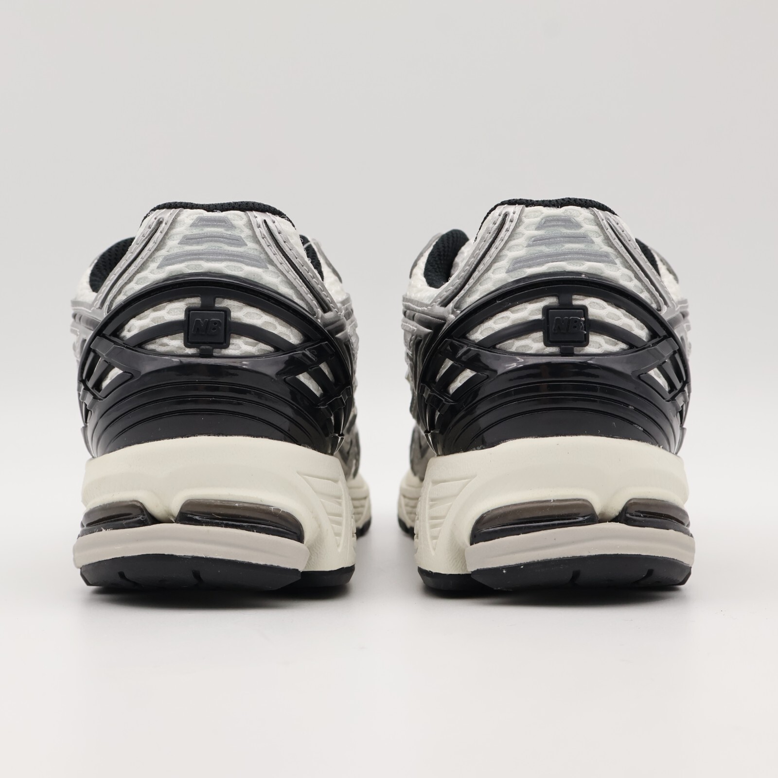 M1906RER New Balance 1906R Metallic Silver Black (Men's) | eBay