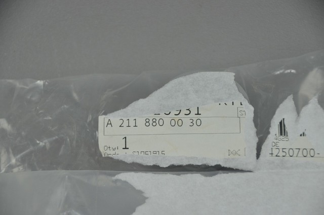 03-06 MERCEDES E320 E500 Front Left Right Bumper Mounting Bracket ...