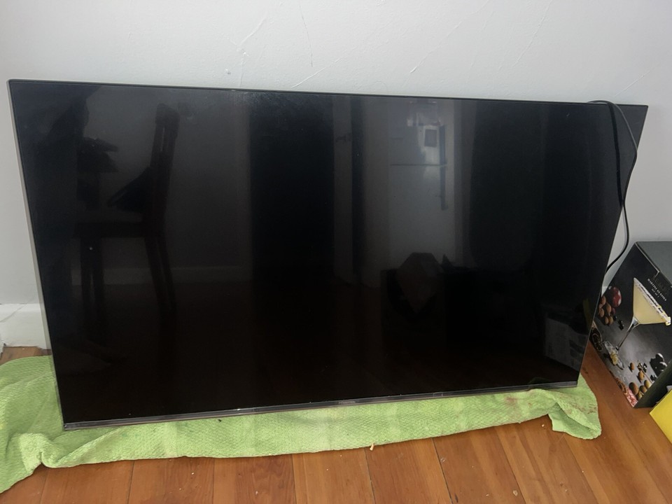 Hisense TV- Model 43R6 | eBay Australia