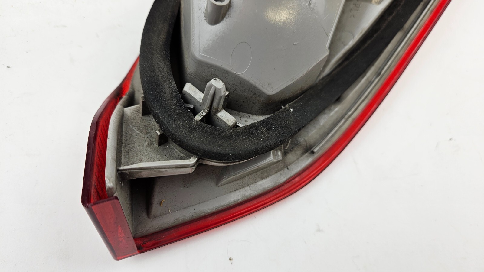 2011 Ford Focus Mk3 5 Door Estate Drivers Side Rear Tail Light OFFSIDE ...