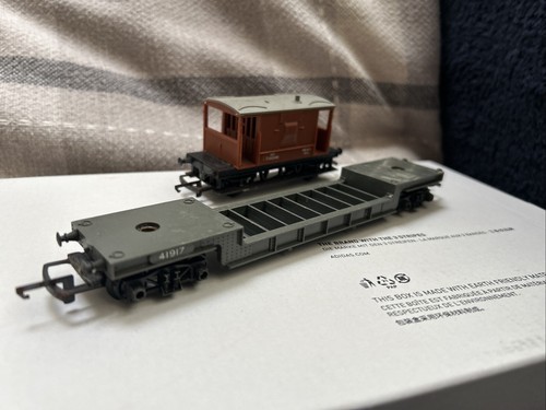 Hornby Triang Railways R118 R213 Well Wagon And Brake Van Guards Oo | eBay