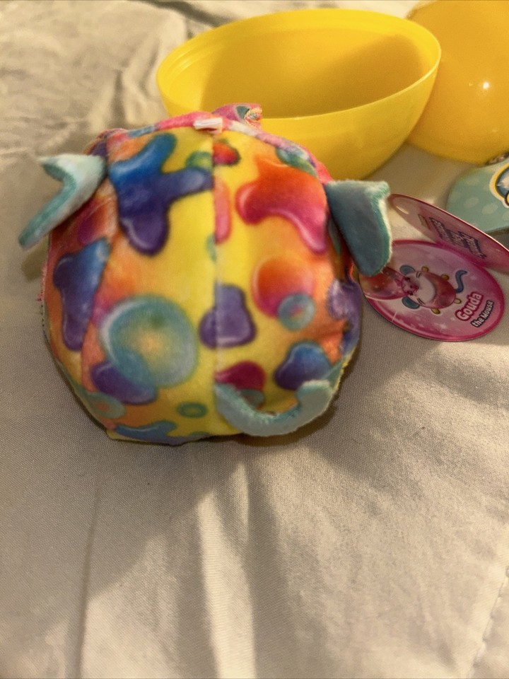 Pikmi Pops Surprise Bubble Drops Gouda Mouse Plush Water Squeezer ...