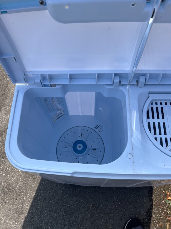 Leisure Direct GLW82724 Twin Tub Washing Machine for Camping/Caravan ...