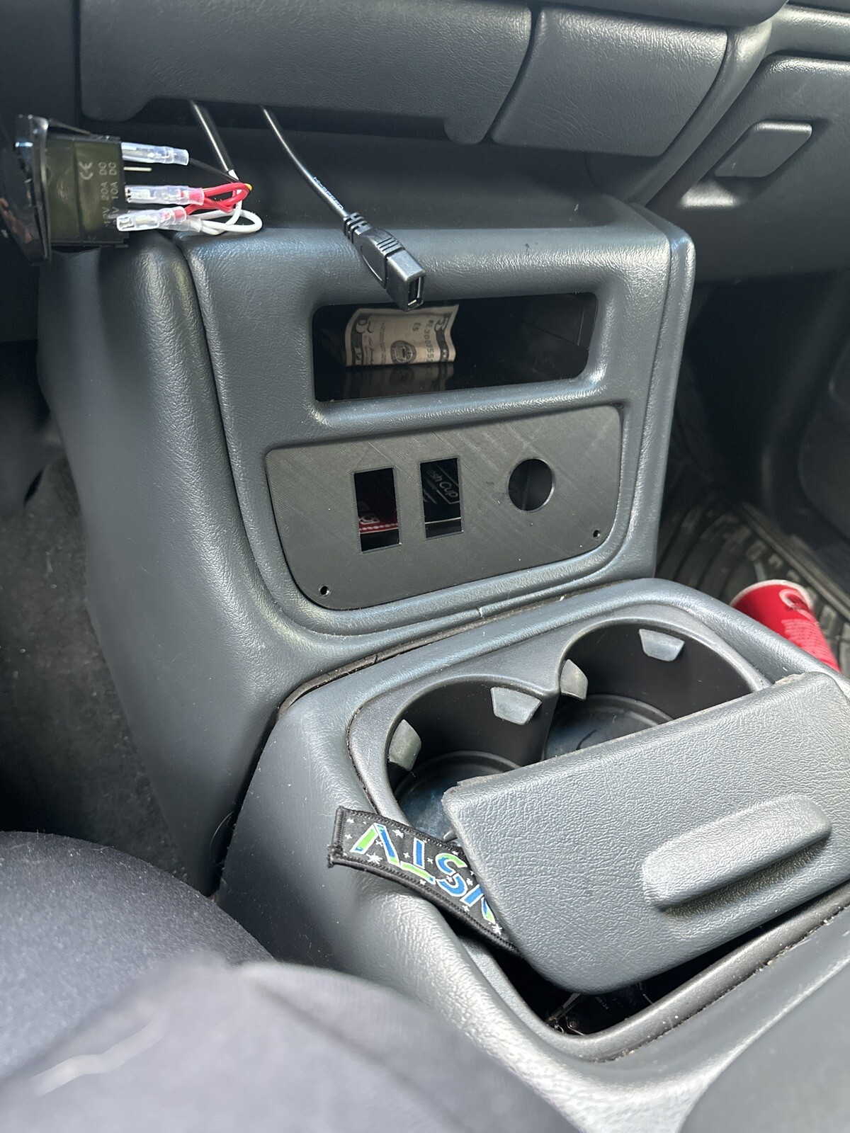 99-02 Silverado 99-06 Suburban Center Console Switch Panel | eBay