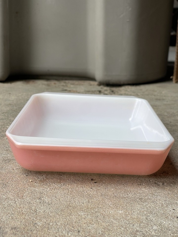 Vintage Pyrex Pink Daisy Space Saver 548-B No lid NICE Glass Baking ...