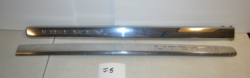 08-12 Jeep Liberty Exterior Door Trim Driver Passenger Molding Set ...