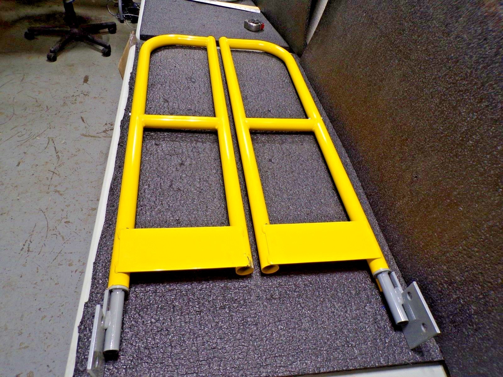 COTTERMAN Front Gate, 47-3/4" Height, 23" Width, 200 lb. Load Capacity ...