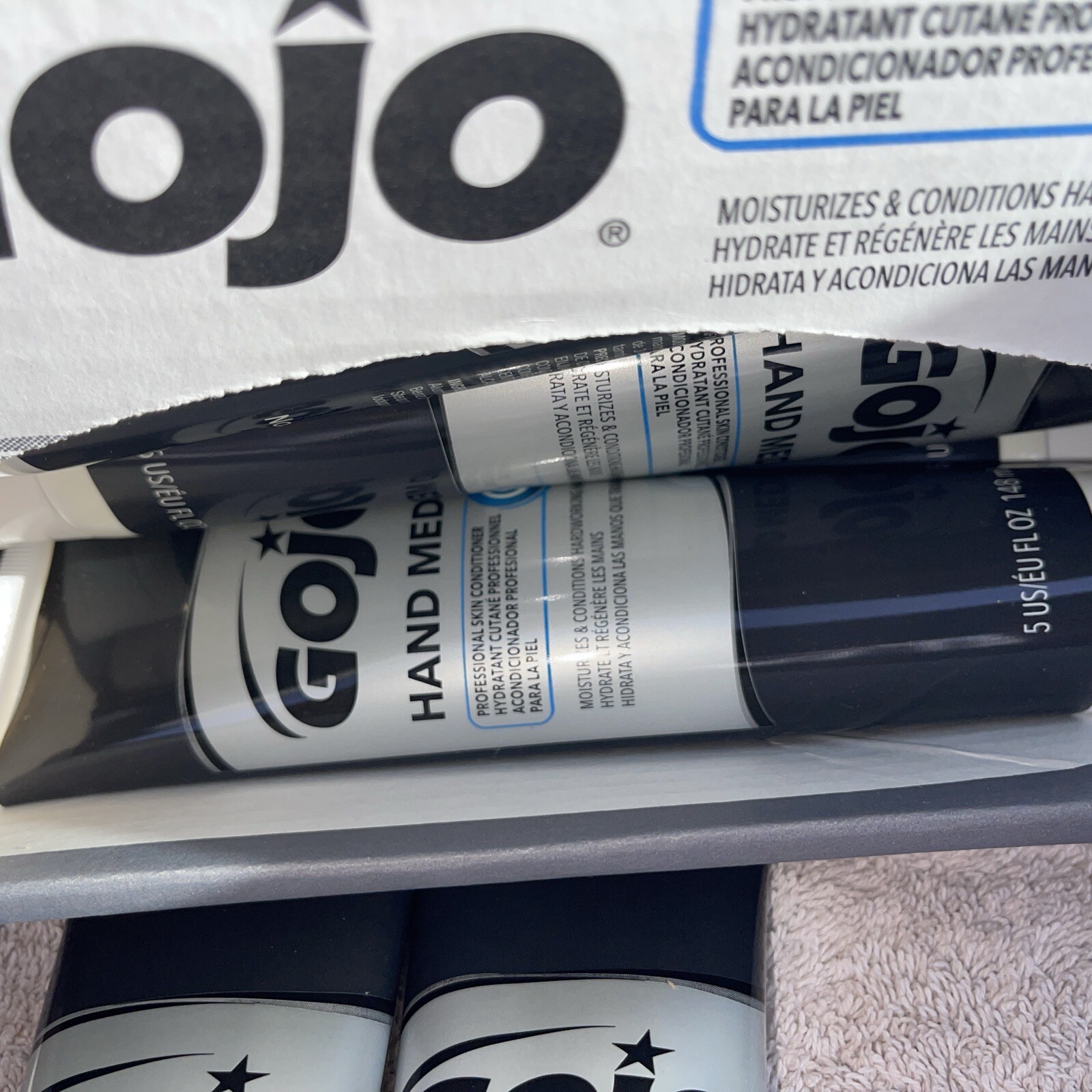 12 Pack Gojo HAND MEDIC 8150 Professional Skin Conditioner, 5oz Tube ...