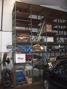 Stabiles Hochregal aus Werkstattauflösung abzugeben.Höhe 5 m x ,tiefe 0 ...