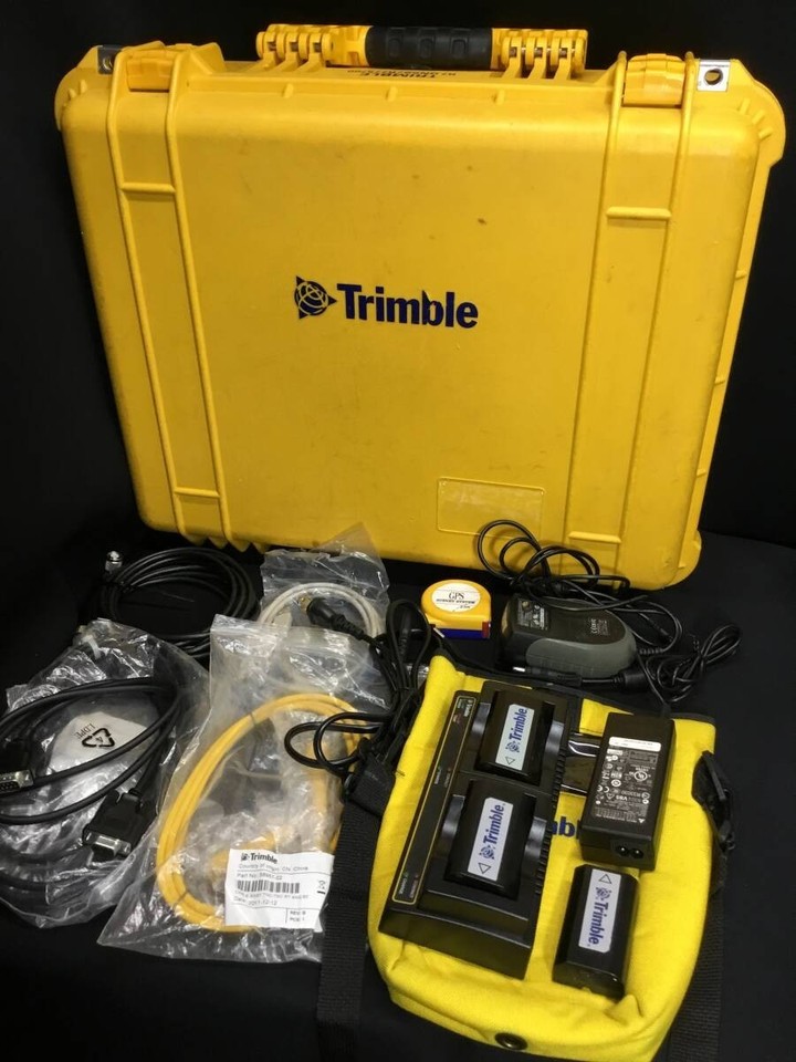Trimble R5 Trimble GPS Surveying GNSS System NOMAD Data Collector ...