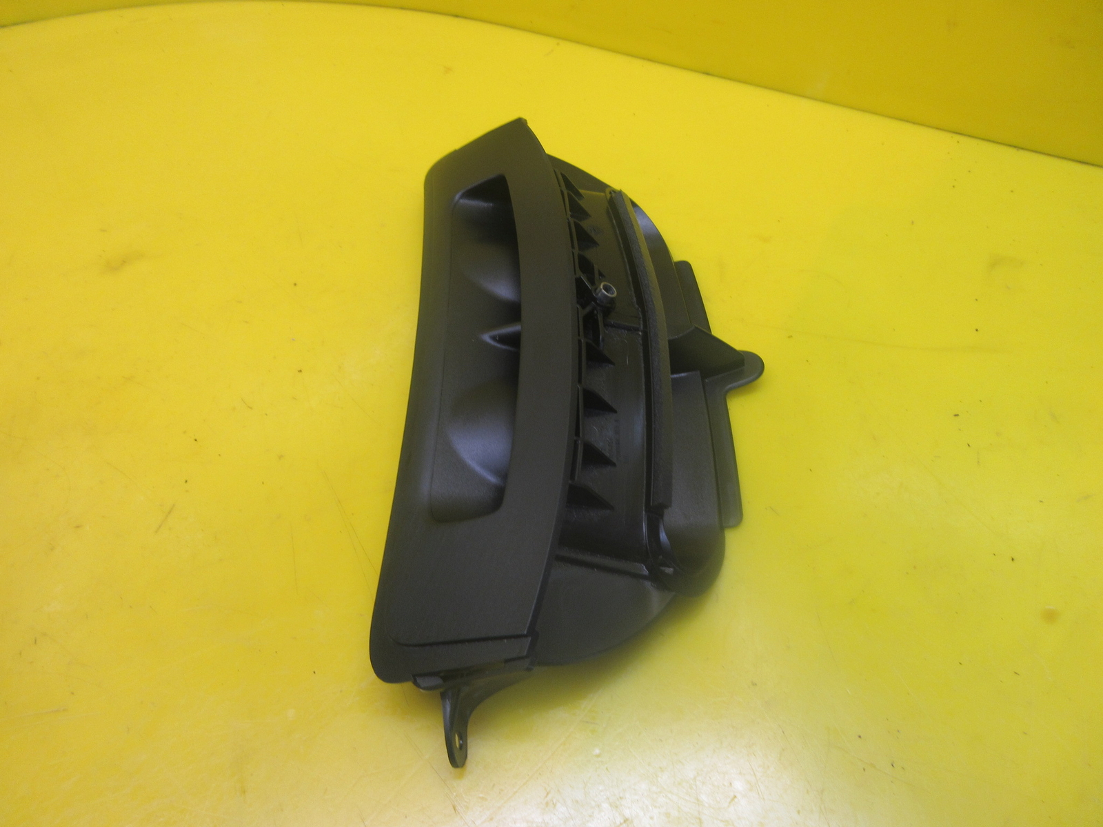 OEM HARLEY DAVIDSON TOURING FRONT FAIRING AIR INLET DUCT VENT ASSEMBLY ...