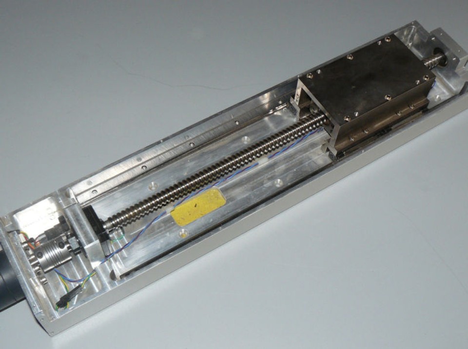 LINEAR BALL SCREW ASSY WITH MOTOR & ENCODER 18" SCREW | eBay