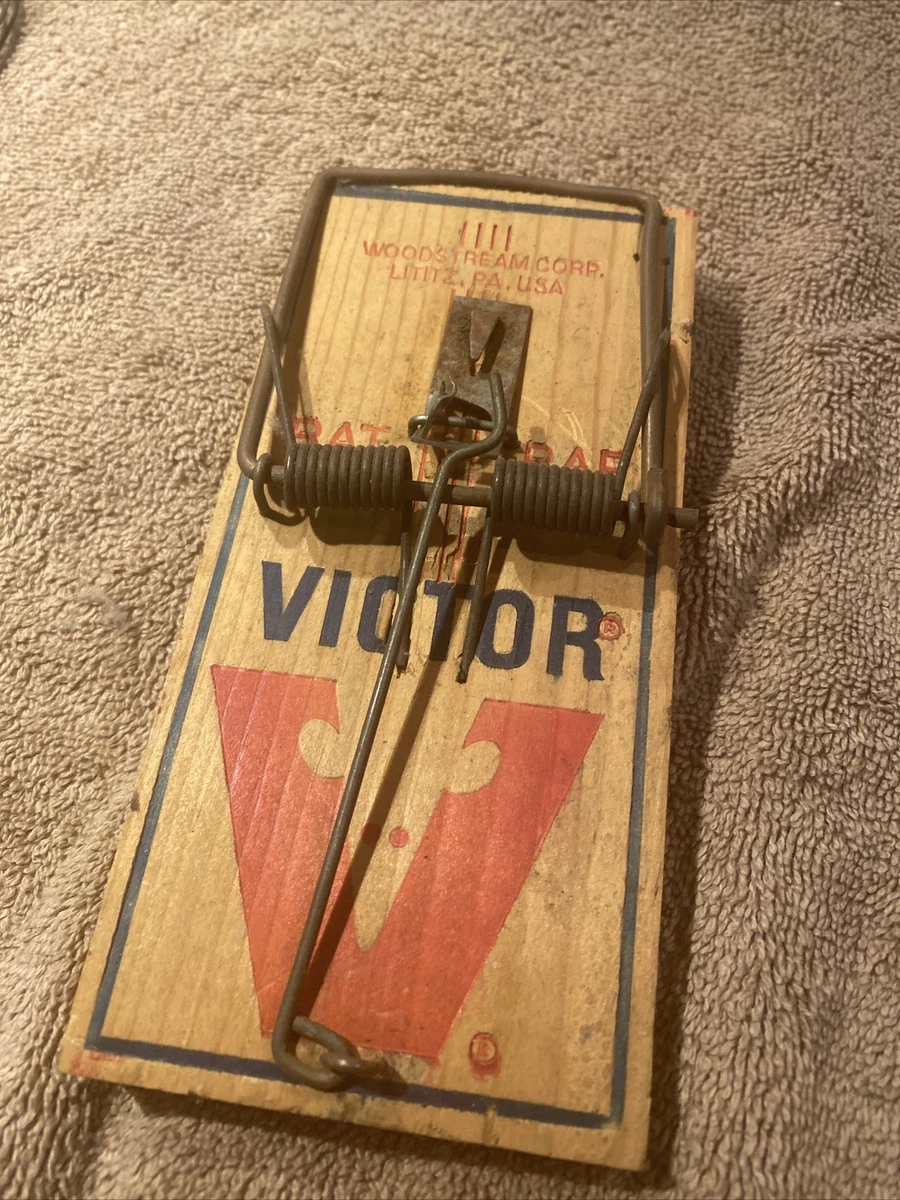 Victor Rat Trap Logo