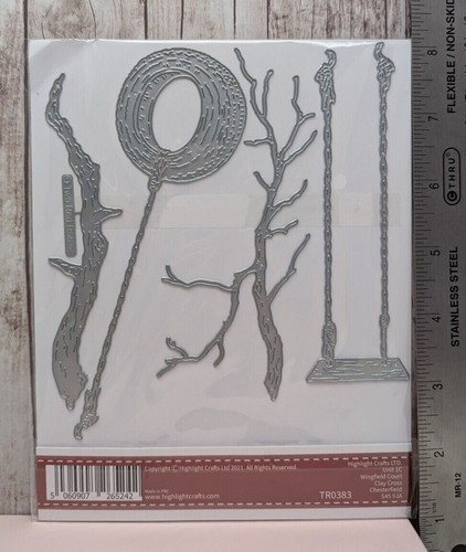 Two Red Robins Metal Die Vintage Farm Lantern Ivy Nest Hay Old Truck ...