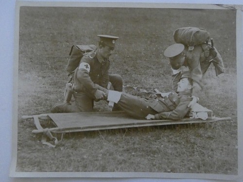 WW1 Vintage Official Press photograph Red Cross RAMC with wounded ...