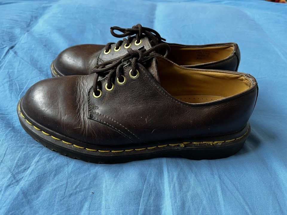 Dr Martens Shoes, Made in England, Vintage Size 6 (Modern 5 or 5.5 ...