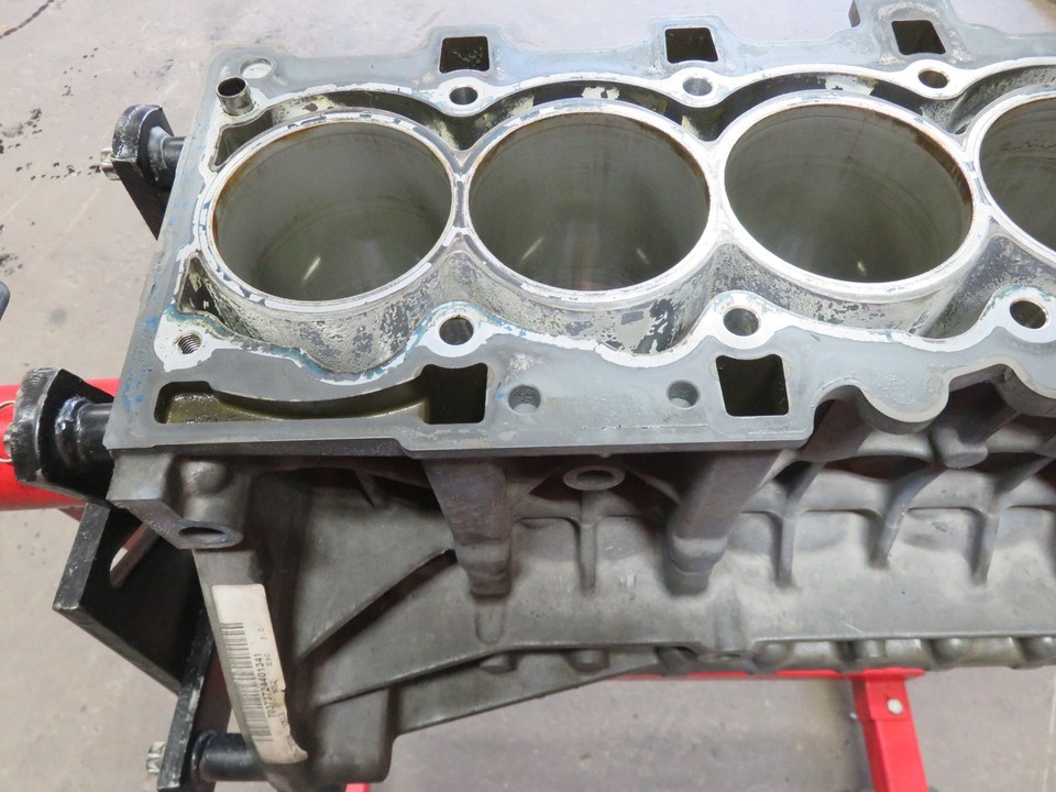 2006-2008 BMW 325i SEDAN E90 OEM N52 3.0L INLINE 6 ENGINE MOTOR BARE ...