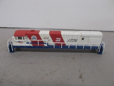 N SCALE~ BURLINGTON SPIRIT OF 76 LOCOMOTIVE SHELL ~ SHELL ONLY ~ LOT ...