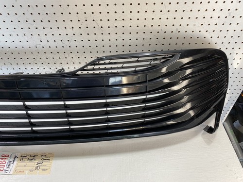 2018 2019 2020 TOYOTA CAMRY XLE LE FRONT BUMPER LOWER GRILLE OEM 53102 ...