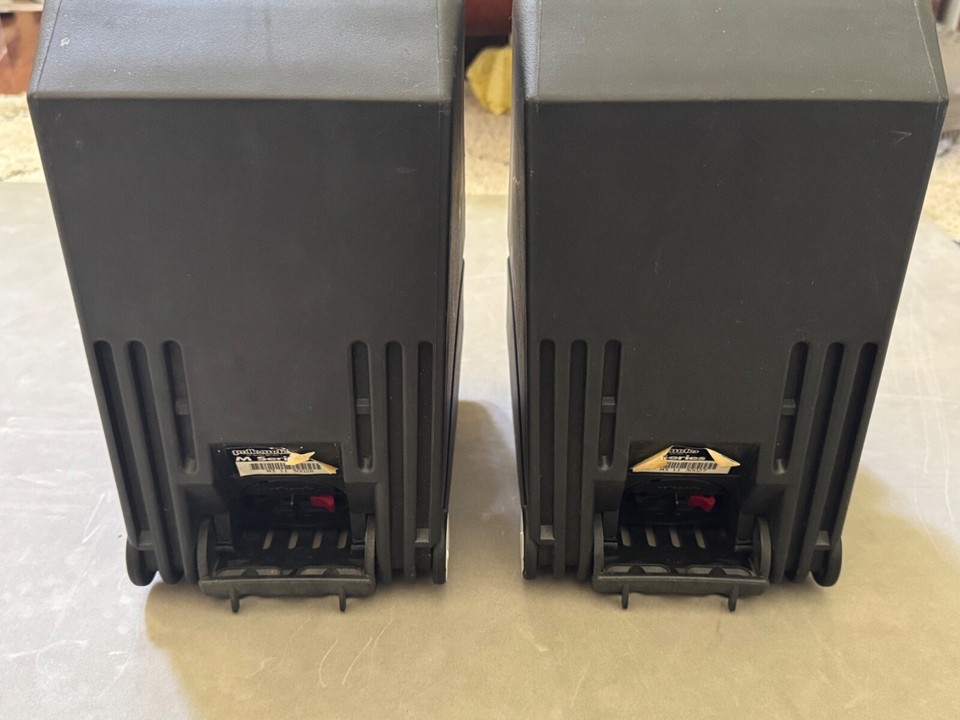 POLK AUDIO M3 Series II Speakers in black Indoor/Outdoor Working ...