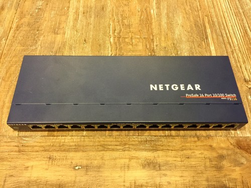 NETGEAR ProSafe FS116 10/100 Desktop Switch - switch - 16 ports ...