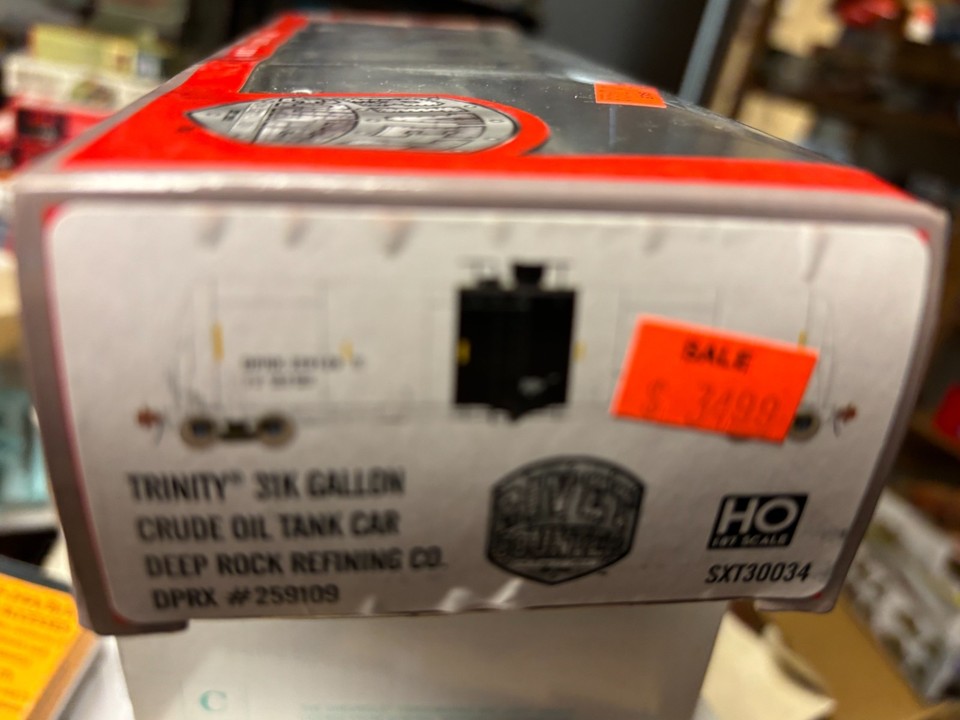 SCALE TRAINS #SXT30034 HO TRINITY CRUDE OIL DEEP ROCK REFINING 31k GAL ...